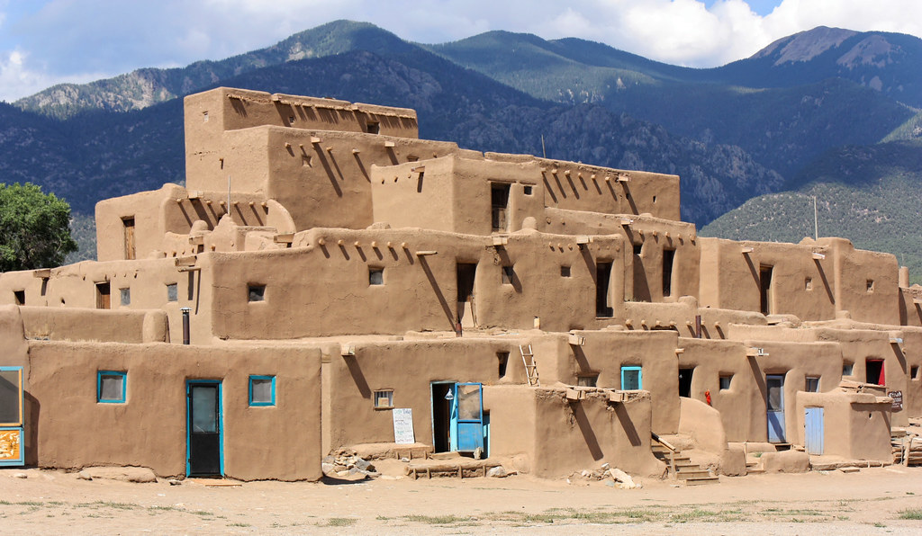 What Is an Adobe House? – Decoding Biosphere